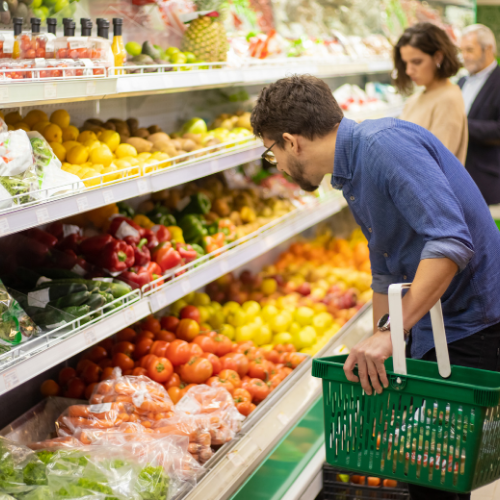 Grocery Store Chain Moves to a Hosted Private Cloud Grocery Store Chain Moves to a Hosted Private Cloud